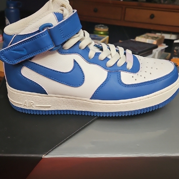 Nike | Shoes | Blue And White Hightop Sneakers | Poshmark